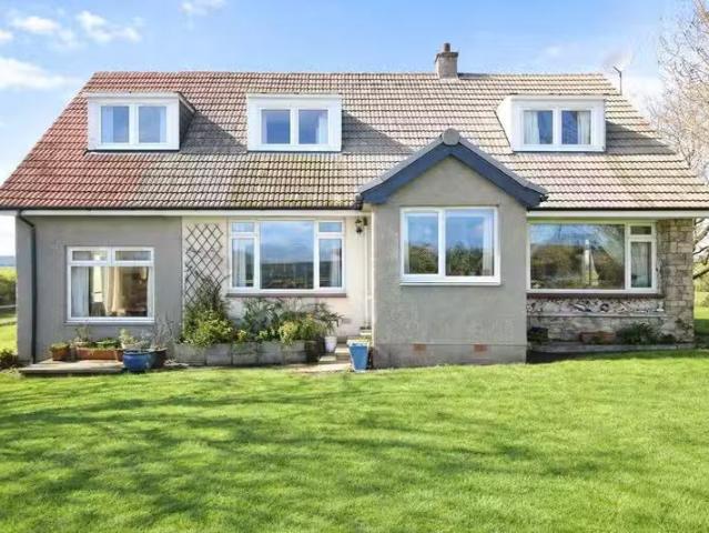 Charming 2 BA 4 bedroom Detached House to rent, Saline Road, O.