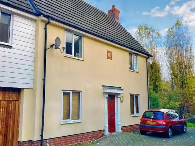 Rental! 2 BA 4 bedroom semi detached house for rent in Mascot.