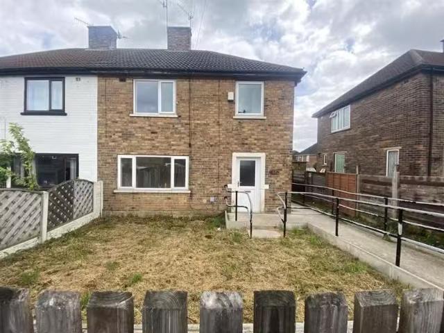 Rental! 2 BA 4 bedroom semi detached house for rent in Redcar.