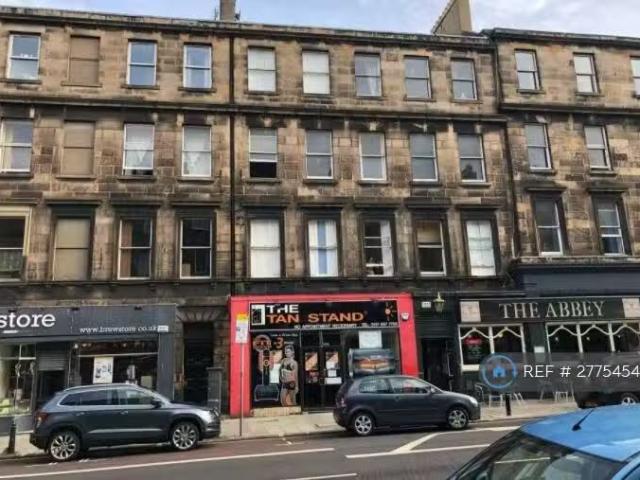 Nice 2 BA 5 bedroom flat for rent in South Clerk Street, Edinb.