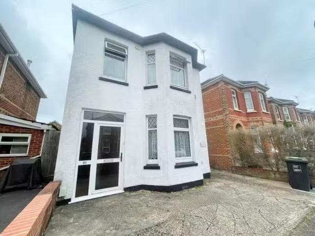 Nice 2 BA 5 bedroom house for rent in Student Five Double Bedr.