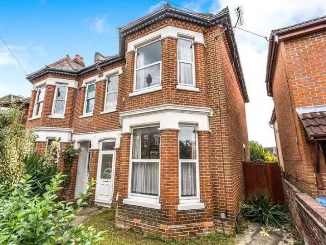 Rental! 2 BA 5 bedroom House to rent, Alma Road, Southampton.