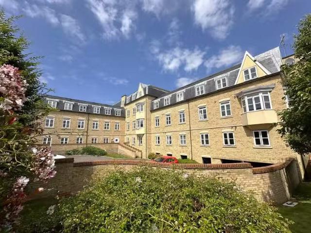 Rental! 2 BA 2 bedroom apartment for rent in Beche House, Abbe.