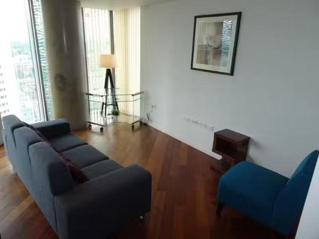 Charming 2 BA 2 bedroom apartment for rent in Beetham Tower, 1.