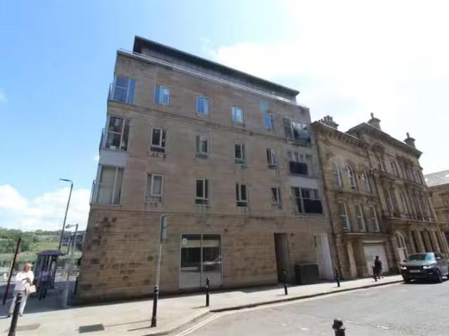 Just in! 2 BA 2 bedroom apartment for rent in Crossley House.