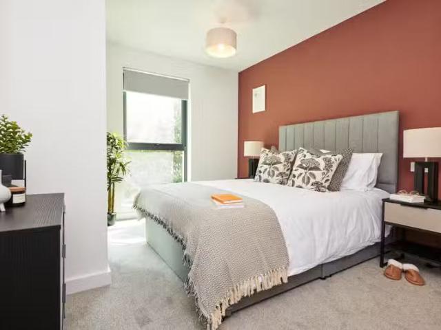 Rental! 2 BA 2 bedroom apartment for rent in The Mint, Guildfo.