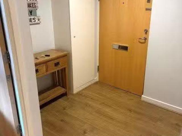 Rental! 2 BA 2 bedroom Flat to rent, Wishaw Terrace, Edinburgh.