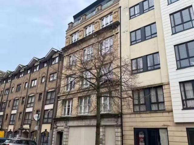 Just in! 2 BA 2 bedroom flat for rent in West Bute Street, Cad.