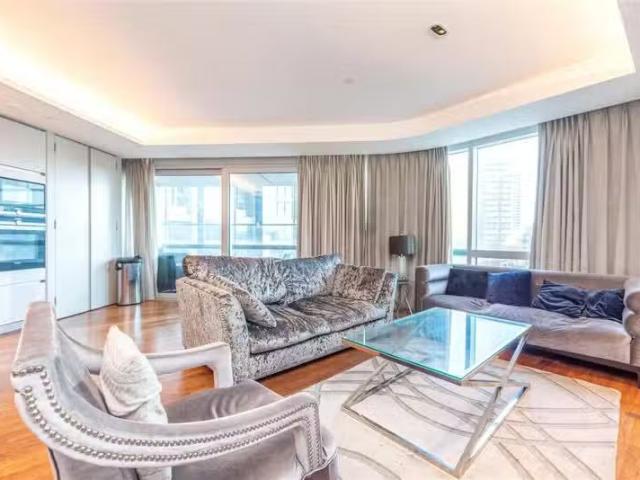 Unique 2 BA 2 bedroom flat for rent in Canaletto Tower, 257 Ci.
