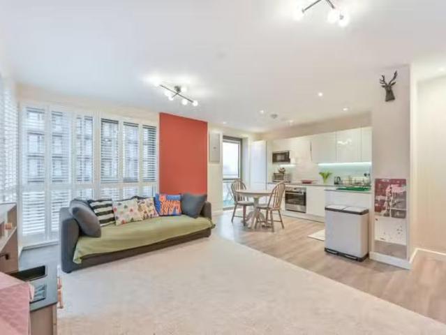 Charming 2 BA 2 bedroom flat for rent in Olympic Way, Wembley.