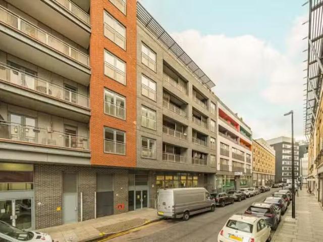 Deal! 2 BA 2 bedroom flat for rent in Plumbers Row, Aldgate, E1