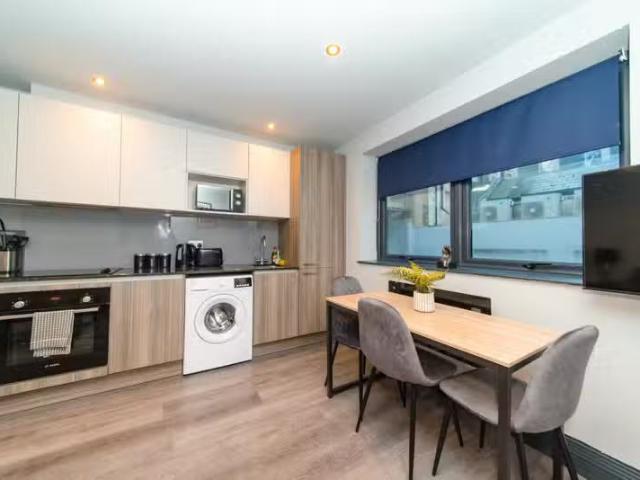 New 2 BA 2 bedroom flat for rent in Ship street, Brighton, BN1
