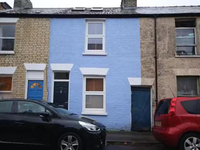 Unique 2 BA 2 bedroom house for rent in Sturton Street, Cambri.