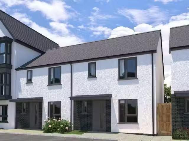 Unique 2 BA 3 bedroom terraced house for rent in Equinox III.