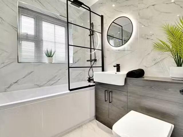 New 2 bedroom maisonette for rent in Westminster Court, St. Al.