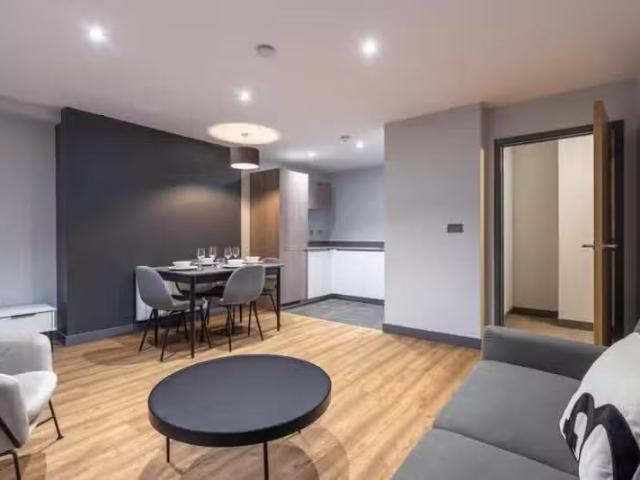Rental! 2 bedroom apartment for rent in New Street Chambers, N.