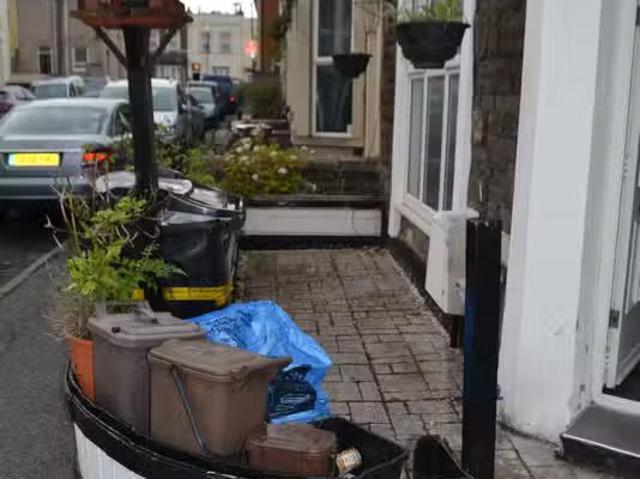 Just in! 2 bedroom flat for rent in Chaplin Road, BS5