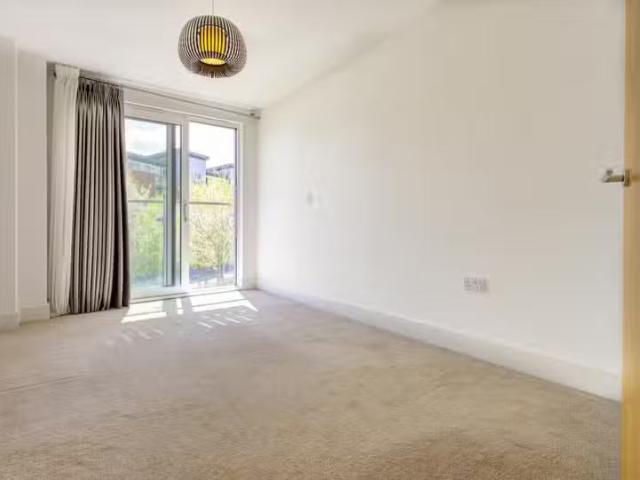 New 2 bedroom flat for rent in Opus House, Charrington Place.