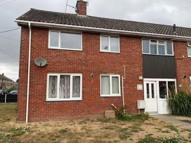 Charming 2 bedroom Flat to rent, Barclay Road, Norwich, NR7 £.