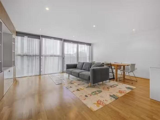 Charming 2 bedroom flat to rent in Swiss Cottage, NW3