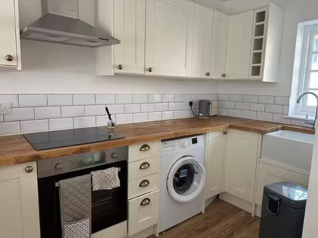 For Rent! 2 bedroom house for rent in Dental Street, Hythe, CT21