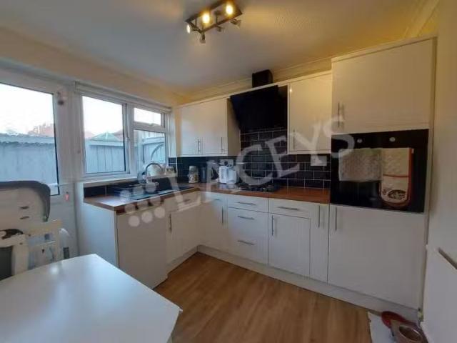 Cozy 2 bedroom semi detached bungalow for rent in Southway Dri.