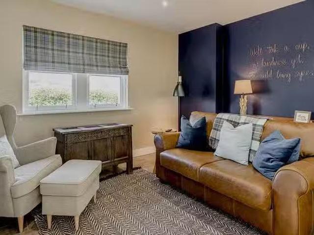 New 2 BR 48P9+VR Dumfries