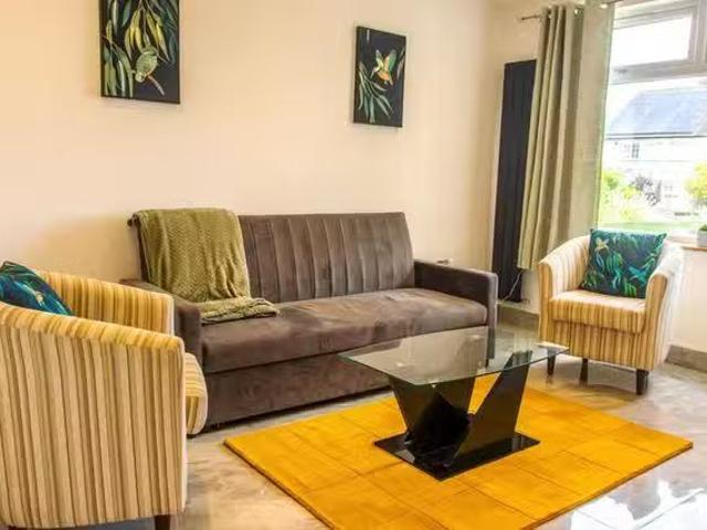 Just in! 2 BR Felton Close