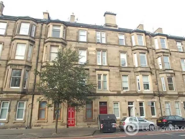 Deal! 2 BR Property to rent in Mc Donald Road, Edinburgh, EH7.