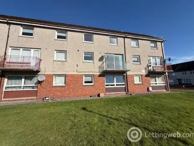 Charming 2 BR Property to rent in Oakbank Avenue,, Wishaw, ML.