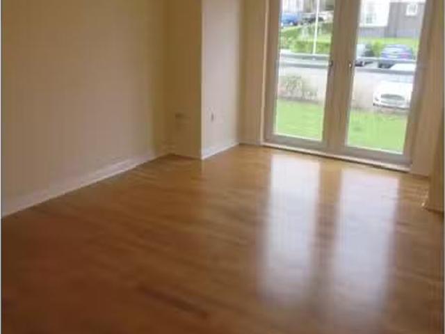 Charming 2 BR Property to rent in Ashwood Gait, Edinburgh