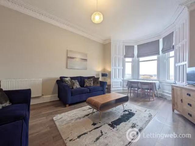 Deal! 2 BR Property to rent in Dundee Terrace, Fountainbridge.