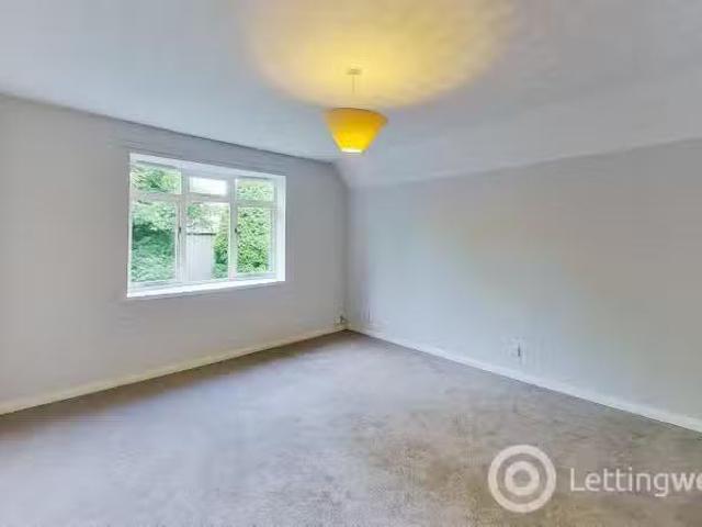 Rental! 2 BR Property to rent in Elliot Street, Leith, Edinbur.