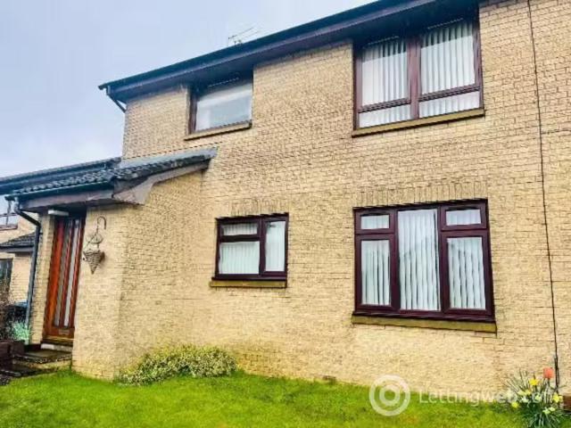 Nice 2 BR Property to rent in Kirkfield East, Livingston