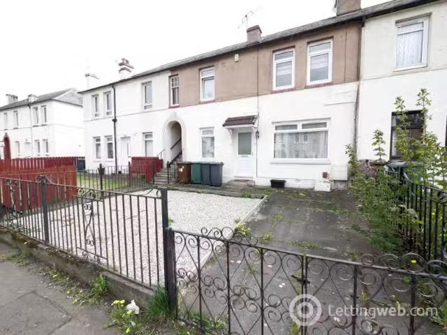 Cozy 2 BR Property to rent in Stenhouse Crescent, Stenhouse, E.