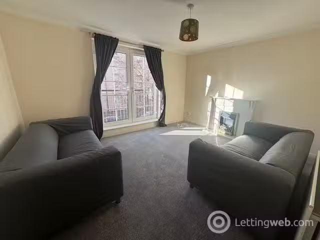 Charming 2 BR Property to rent in Steads Place Edinburgh