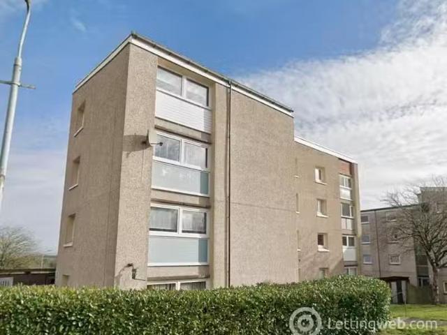 Cozy 2 BR Property to rent in Talbot, East Kilbride