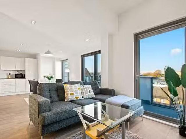 Deal! 2 BR Sylvia Court