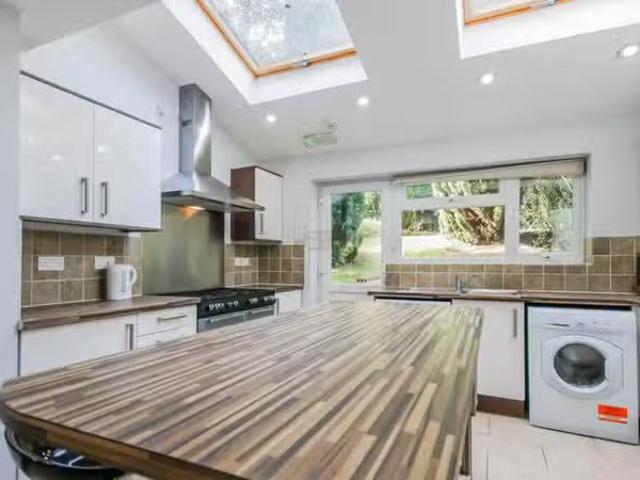 Nice 7 bedroom terraced house for rent in Heeley Road, Selly O.