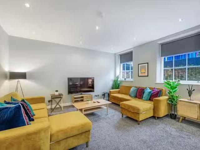 Cheap 4 BR Canning Street