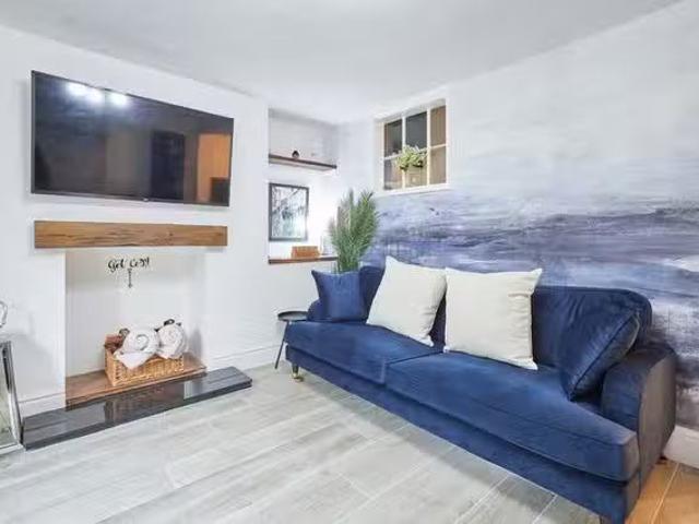 Rental! 4 BR Cleveland Terrace