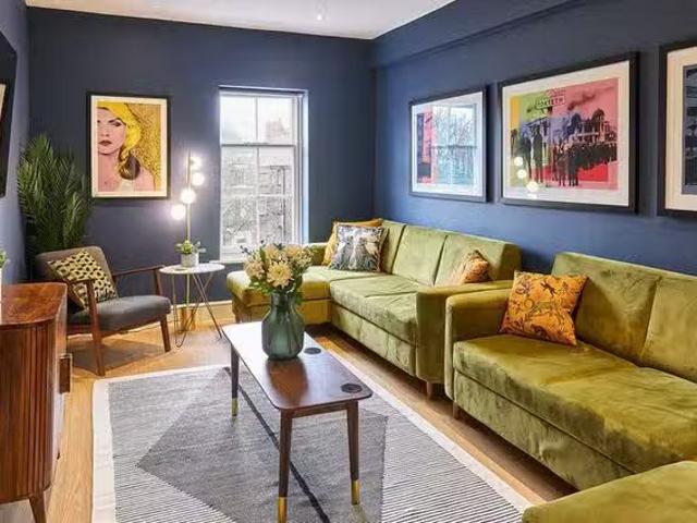 Deal! 5 BR Sugnall Street