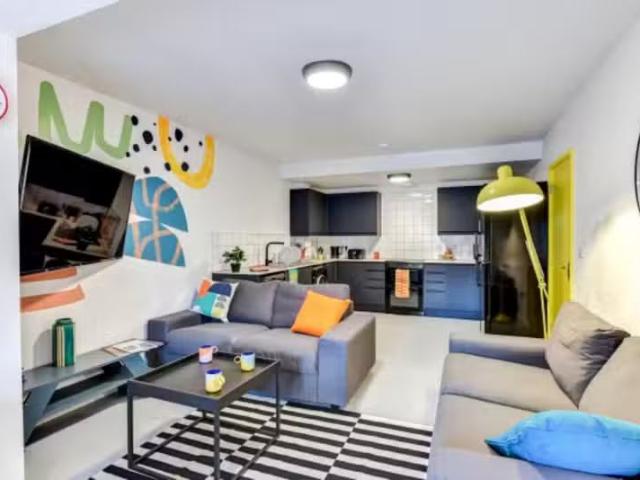 Cozy 8 bedroom house share for rent in Bishopthorpe Road, Bris.