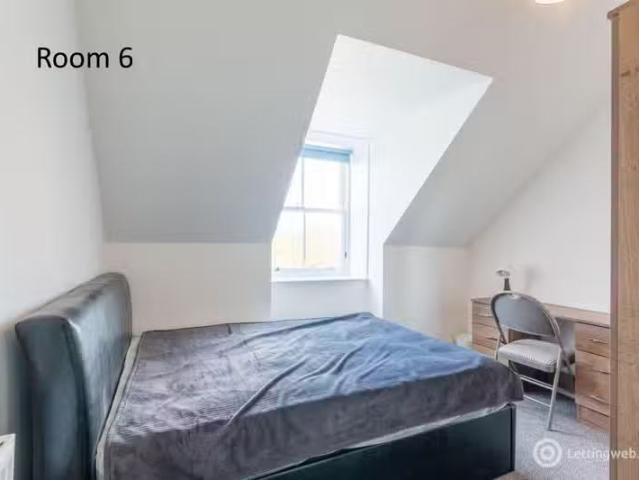 Cheap 8 BR Property to rent in Haymarket Terrace, Edinburgh, E.