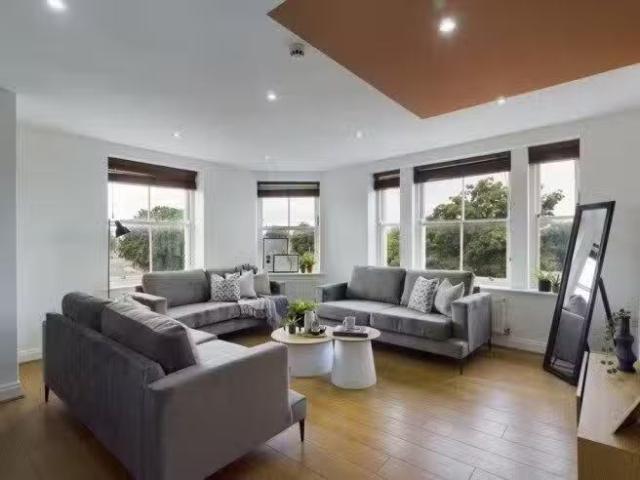 Just in! 9 bedroom house share for rent in Langton Road, L15