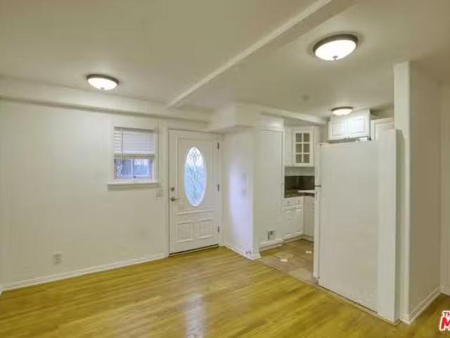 Rental, Contemporary Santa Monica, CA 25 Arcadia Ter