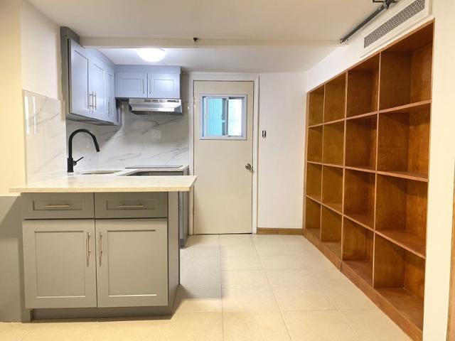 Rental in Hillcrest, Jamaica