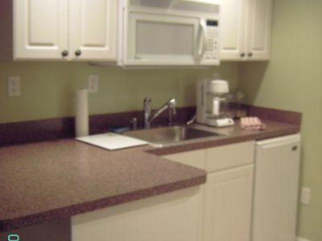 Rental listing in Alexandria, DC Metro. Contact the landlord o.