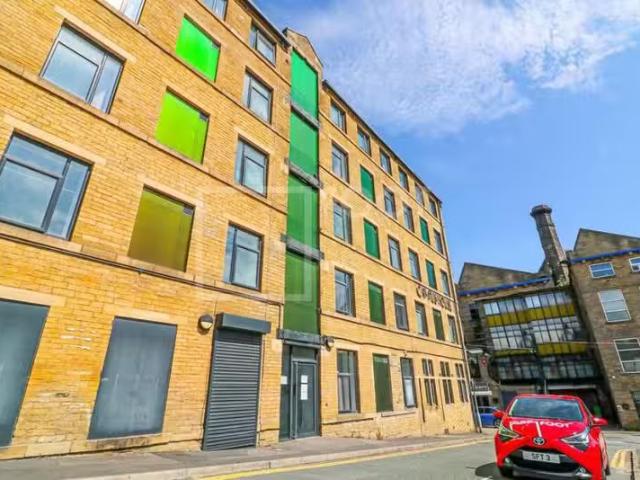 Nice Studio flat for rent in Campus House, Electric, WIFI, Wat.