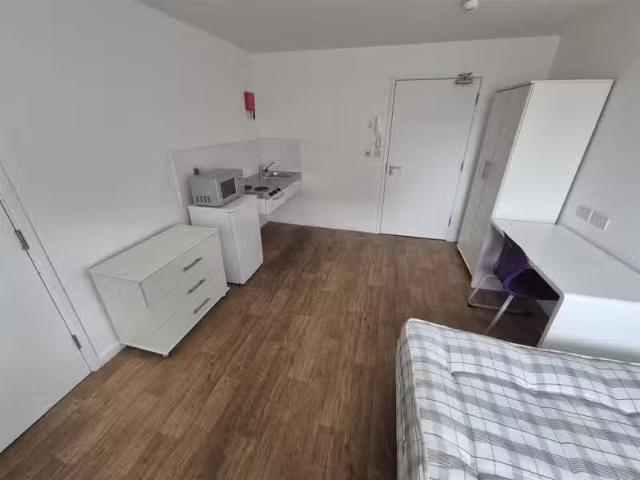 Cozy Studio flat for rent in Bracken House, Bournemouth, BH1
